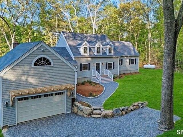 house with 4 bedroom, Chester CT DLS102801094