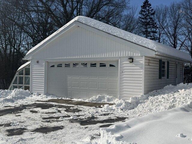 house with 4 bedroom, Chicopee MA DS102318158