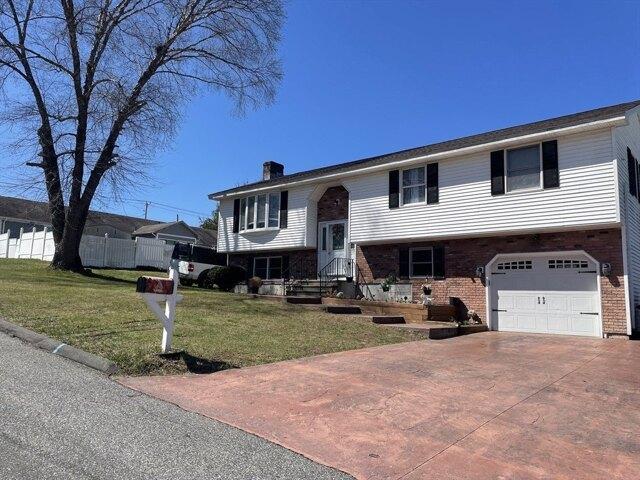 house with 4 bedroom, Chicopee MA DS103160895