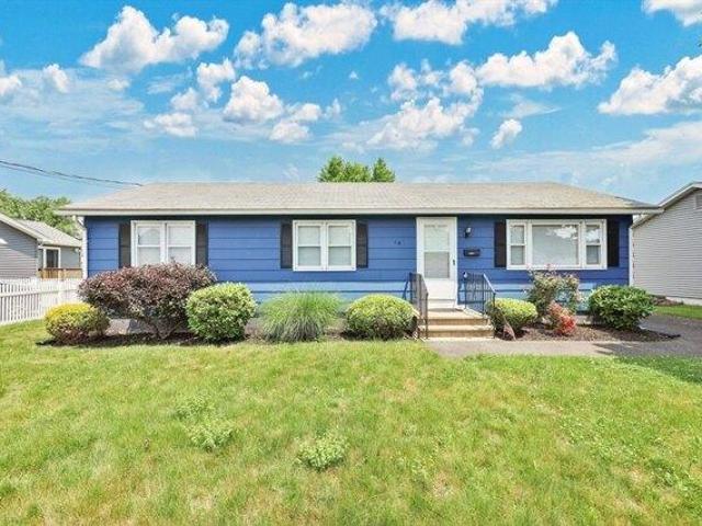 house with 4 bedroom, Chicopee MA DS103221586