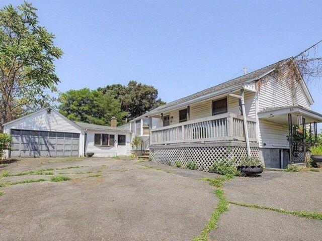 house with 4 bedroom, Chicopee MA DS103887549