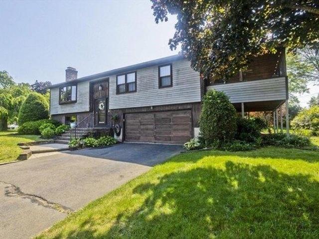 house with 4 bedroom, Chicopee MA DS103967117