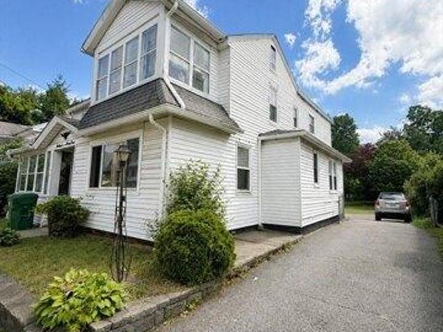 house with 4 bedroom, Chicopee MA DS104332200