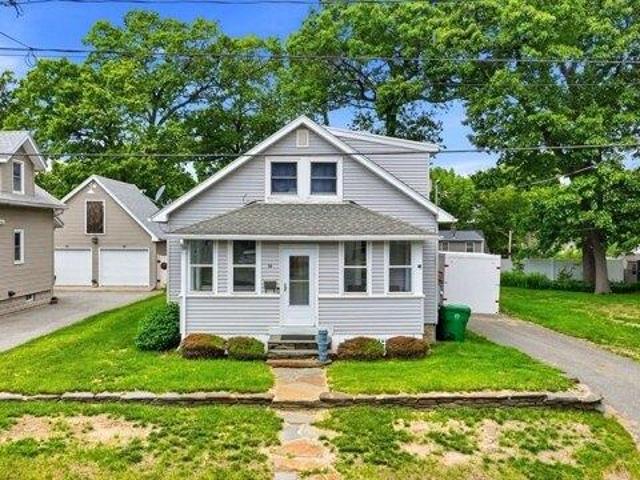 house with 4 bedroom, Chicopee MA ES103017131