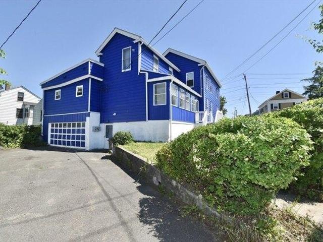 house with 4 bedroom, Chicopee MA ES104831259