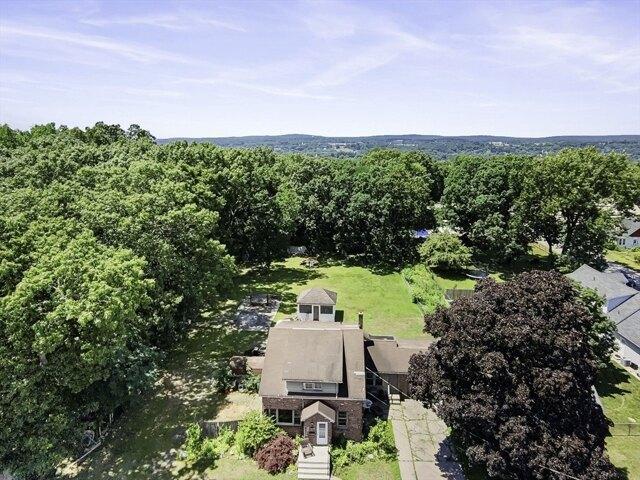house with 4 bedroom, Chicopee MA ES105158319