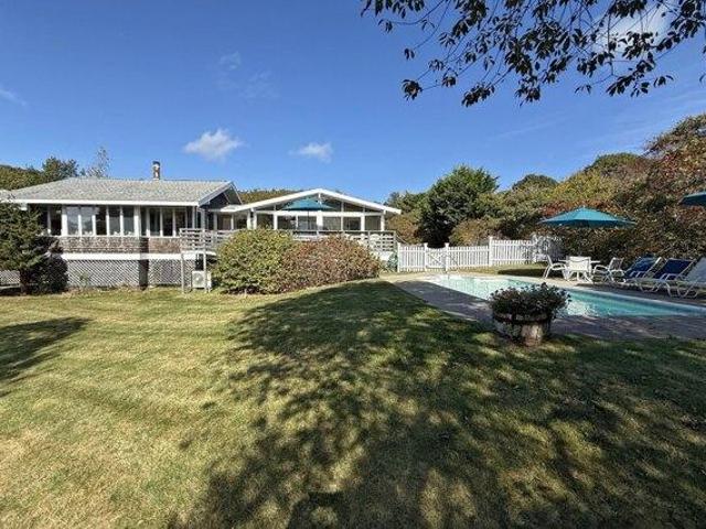 house with 4 bedroom, Chilmark MA DS101932059