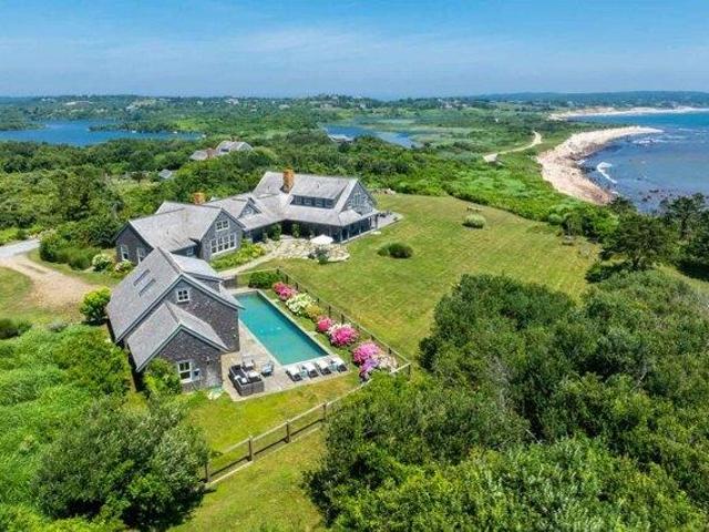 house with 4 bedroom, Chilmark MA DS102708304