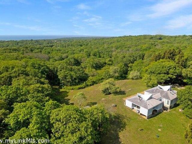 house with 4 bedroom, Chilmark MA DS104150000