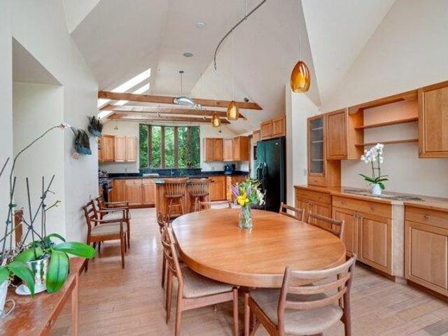house with 4 bedroom, Chilmark MA ES103887026