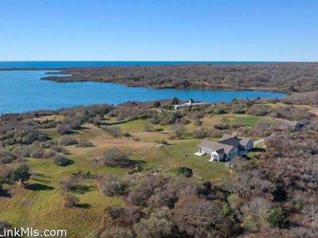 house with 4 bedroom, Chilmark MA ES104653136