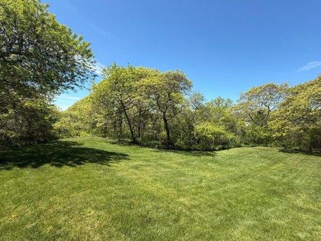 house with 4 bedroom, Chilmark MA ES104718977