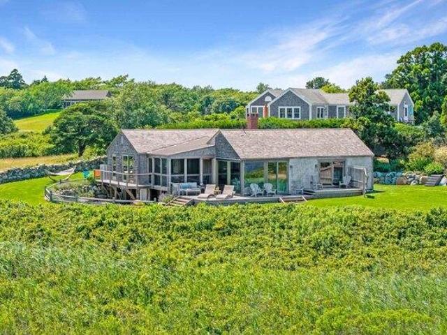 house with 4 bedroom, Chilmark MA ES104851984