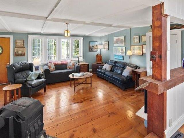 house with 4 bedroom, Chilmark MA ES105060344