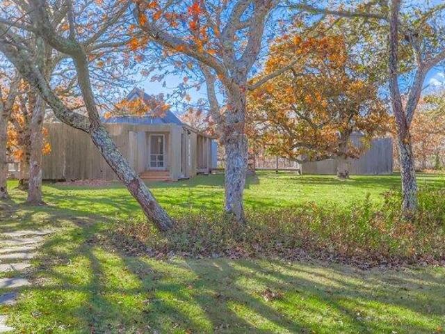 house with 4 bedroom, Chilmark MA ES105126615