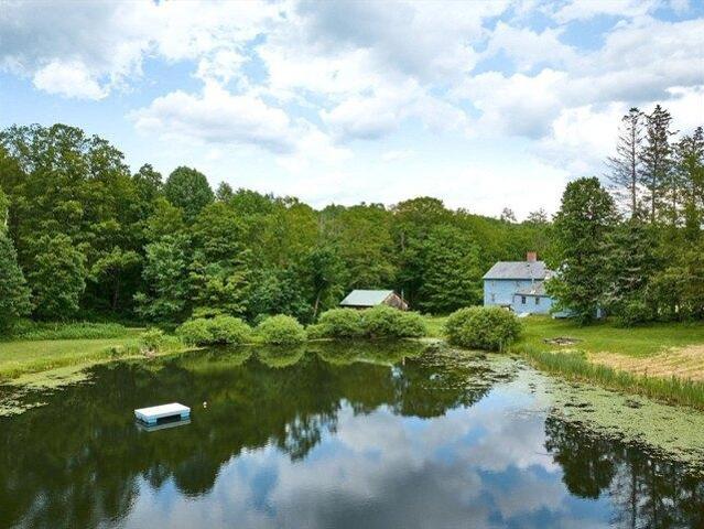 house with 4 bedroom, Conway MA ES105114229