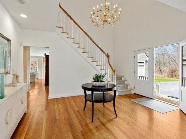 house with 4 bedroom, Concord MA DLS102063408
