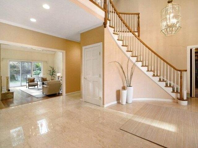 house with 4 bedroom, Concord MA DLS102565767