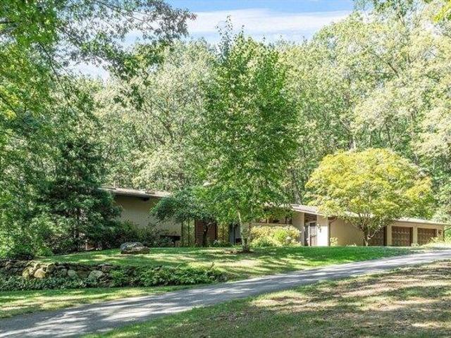 house with 4 bedroom, Concord MA DS102959658