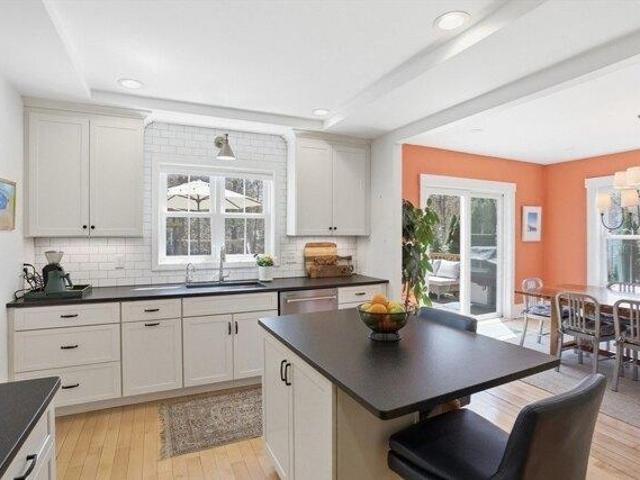 house with 4 bedroom, Concord MA DS102961622