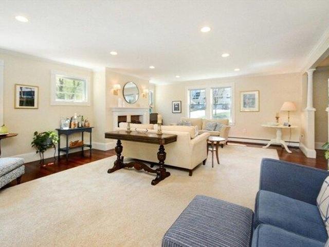 house with 4 bedroom, Concord MA ES104045692