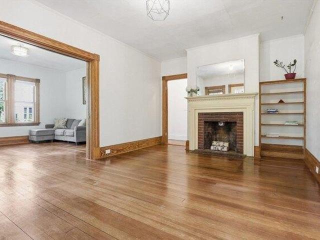 house with 4 bedroom, Concord MA ES104298476
