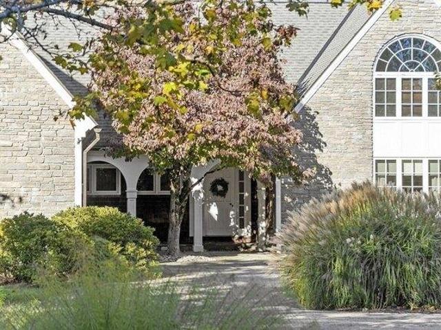 house with 4 bedroom, Concord MA ES104330797