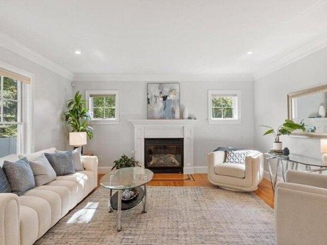 house with 4 bedroom, Concord MA ES104831632