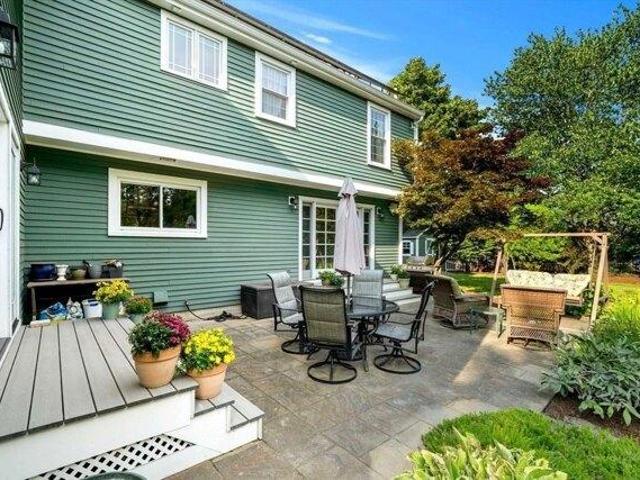 house with 4 bedroom, Concord MA ES105040780