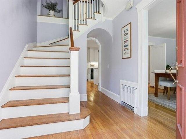 house with 4 bedroom, Concord MA ES105082045