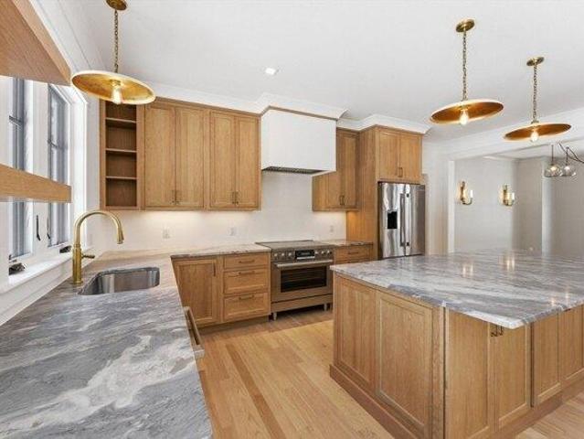 house with 4 bedroom, Concord MA ES103965680