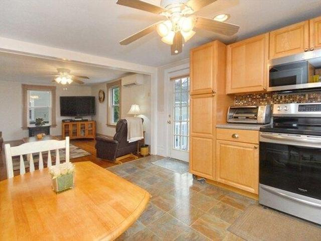 house with 4 bedroom, Concord MA ES103965847