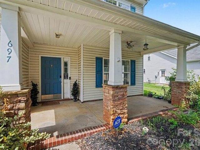 house with 4 bedroom, Concord NC ES104908958