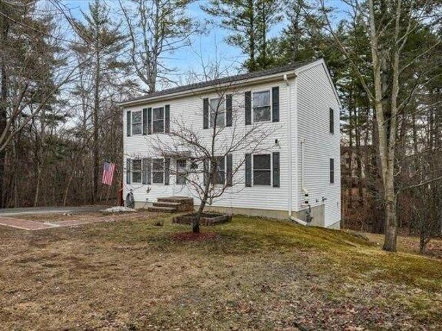 house with 4 bedroom, Concord NH DLS102346350