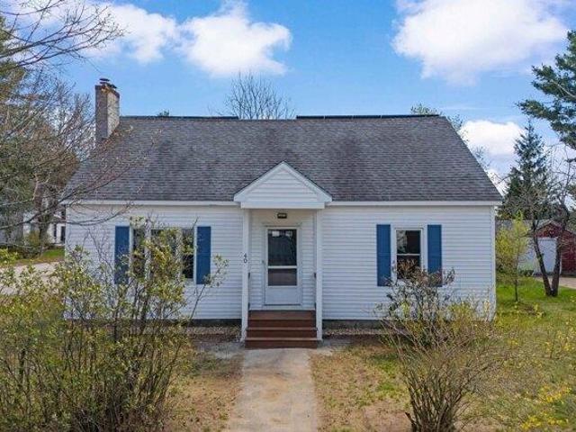 house with 4 bedroom, Concord NH DLS102632497