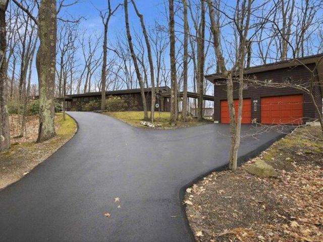 house with 4 bedroom, Concord NH DLS103074991