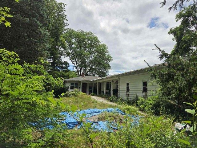 house with 4 bedroom, Concord NH DS104299041