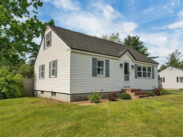 house with 4 bedroom, Concord NH DS103017842