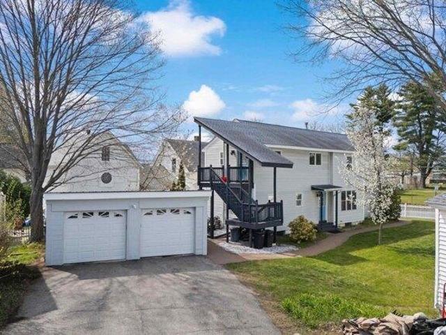 house with 4 bedroom, Concord NH DS103035719