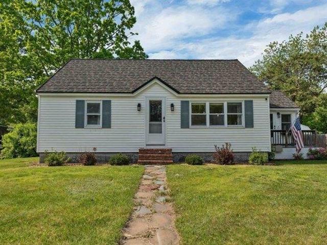 house with 4 bedroom, Concord NH DS103663296