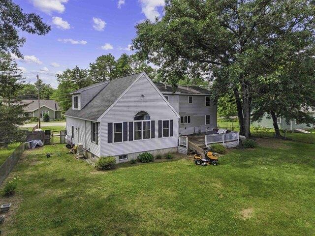 house with 4 bedroom, Concord NH ES104834489