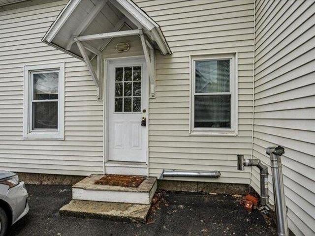 house with 4 bedroom, Concord NH ES103622609