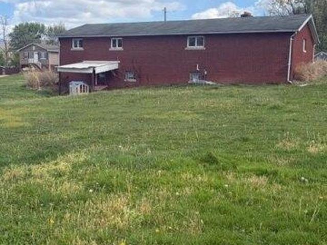 house with 4 bedroom, Connellsville PA ES103623476