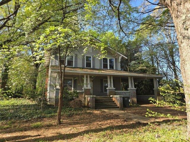 house with 4 bedroom, Conover NC ES104907817