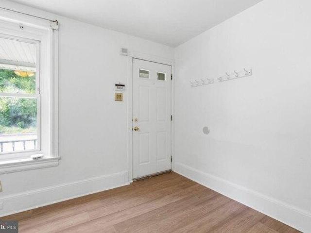 house with 4 bedroom, Coatesville PA ES103604388