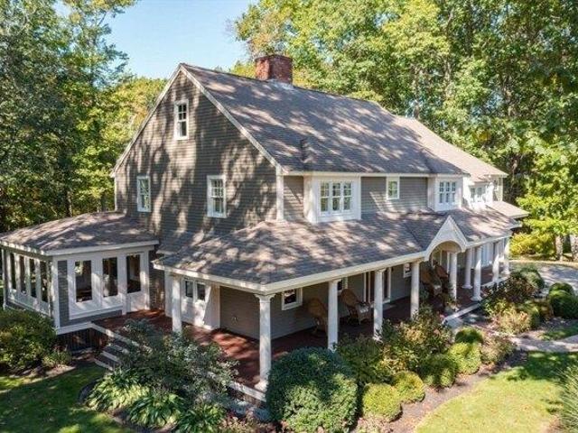 house with 4 bedroom, Cohasset MA DLS102444011
