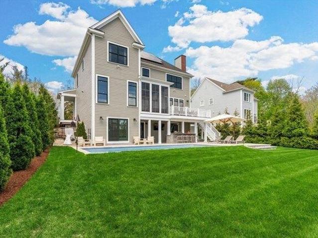house with 4 bedroom, Cohasset MA DLS102061295