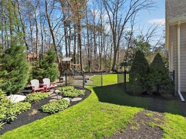 house with 4 bedroom, Cohasset MA ES103126197