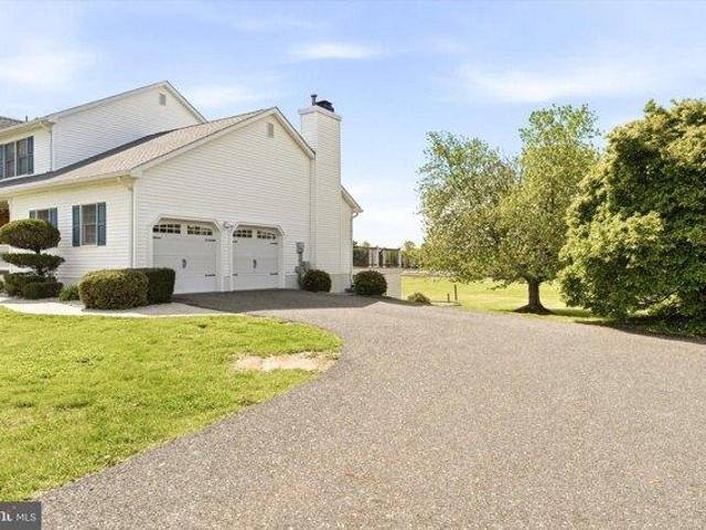 house with 4 bedroom, Columbus NJ DS102825585