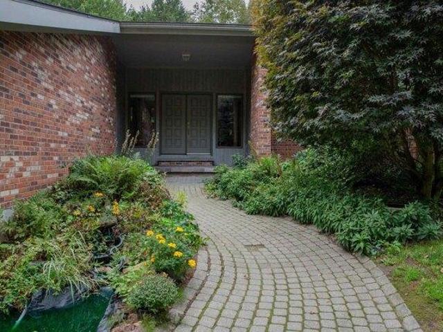 house with 4 bedroom, Colchester VT DS102585230